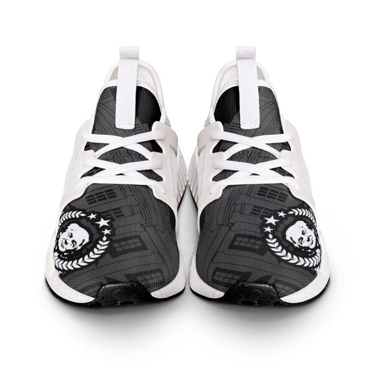 Maga Sneakers